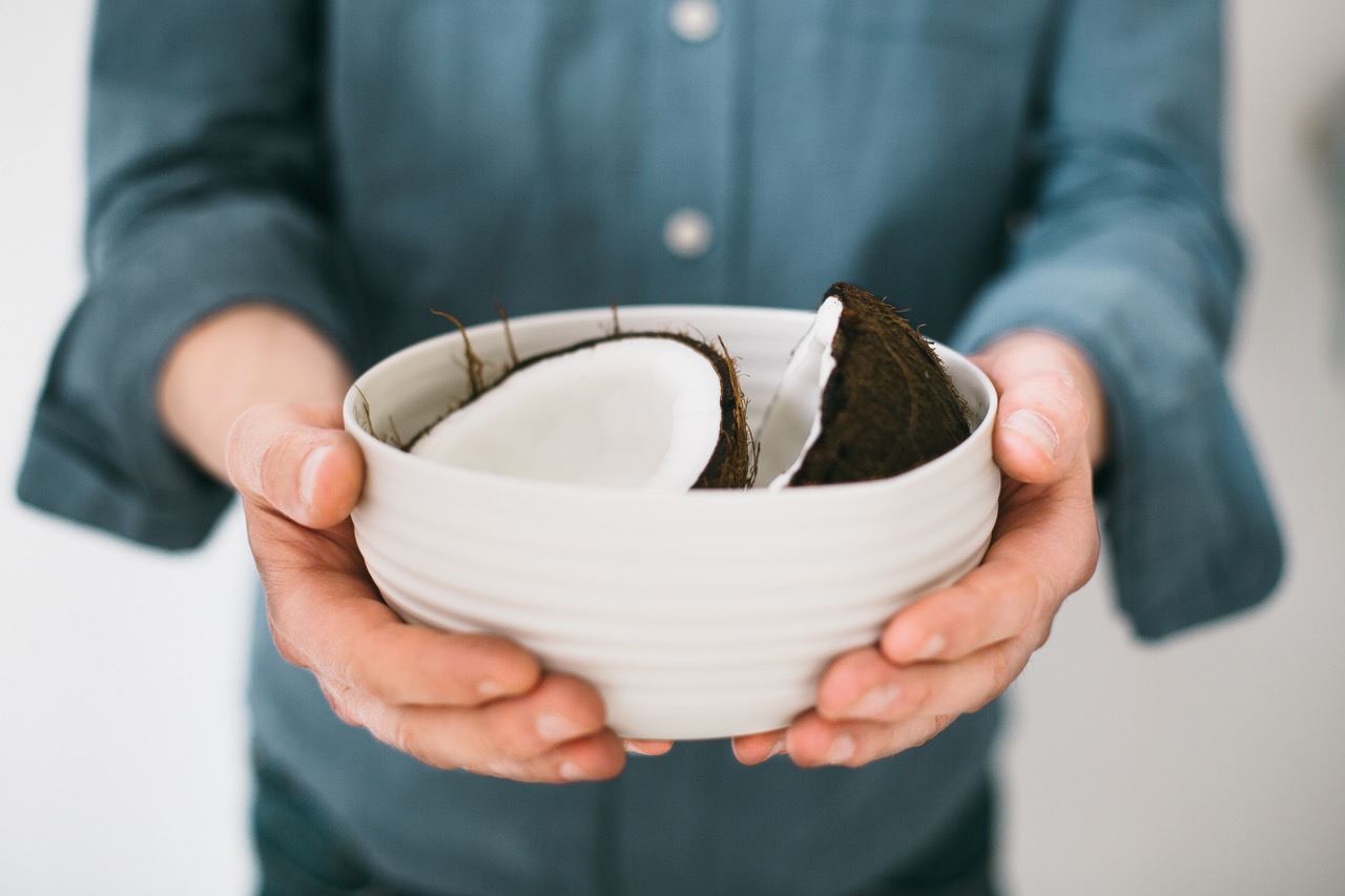 ¿Conoces todos los beneficios de comer coco? ¡Sigue Leyendo! ¿Conoces todos los beneficios de comer coco? ¡Sigue Leyendo!